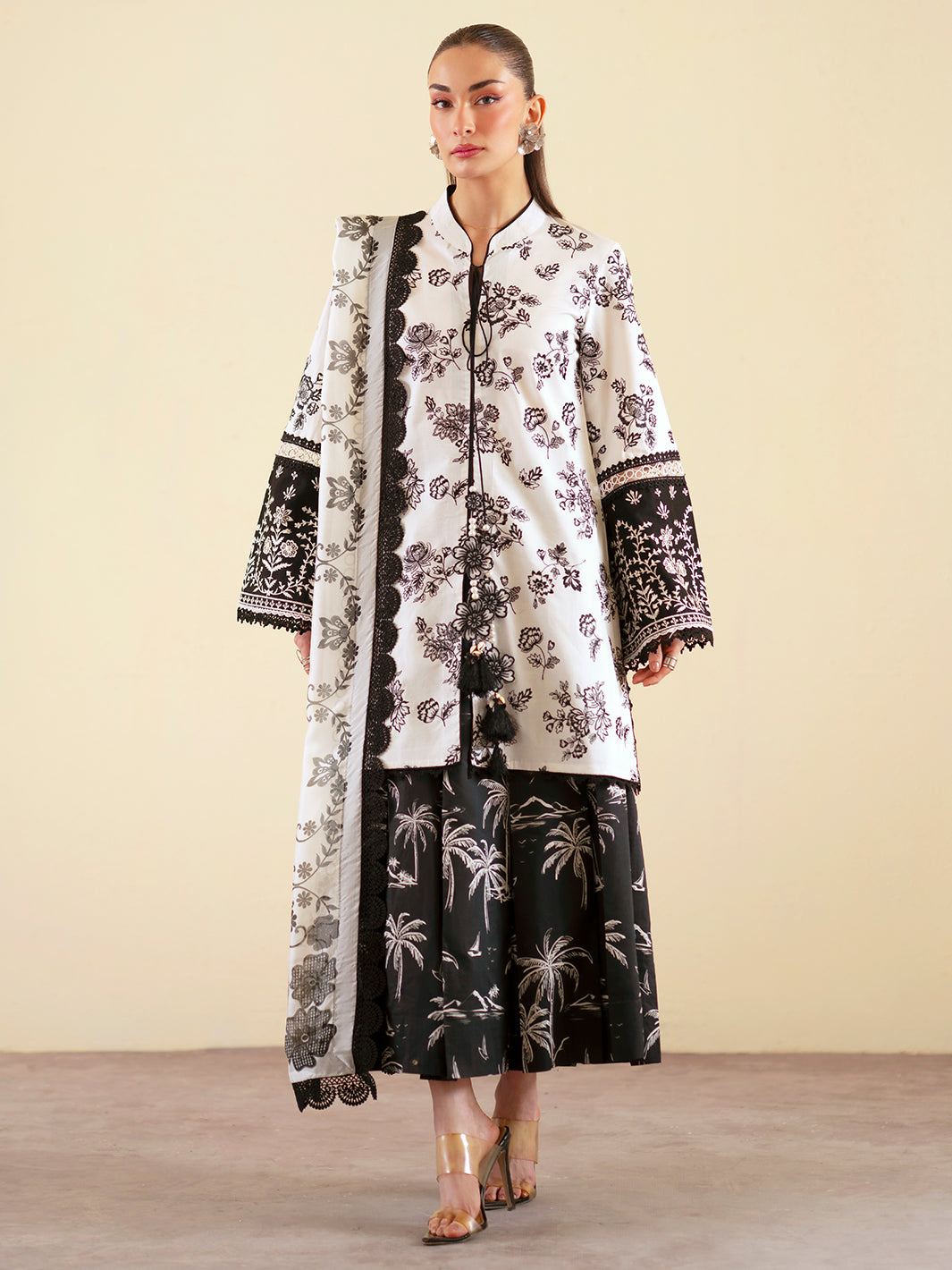 Mahnur | Ember Lawn 26 | EM-005 - House of Maryam